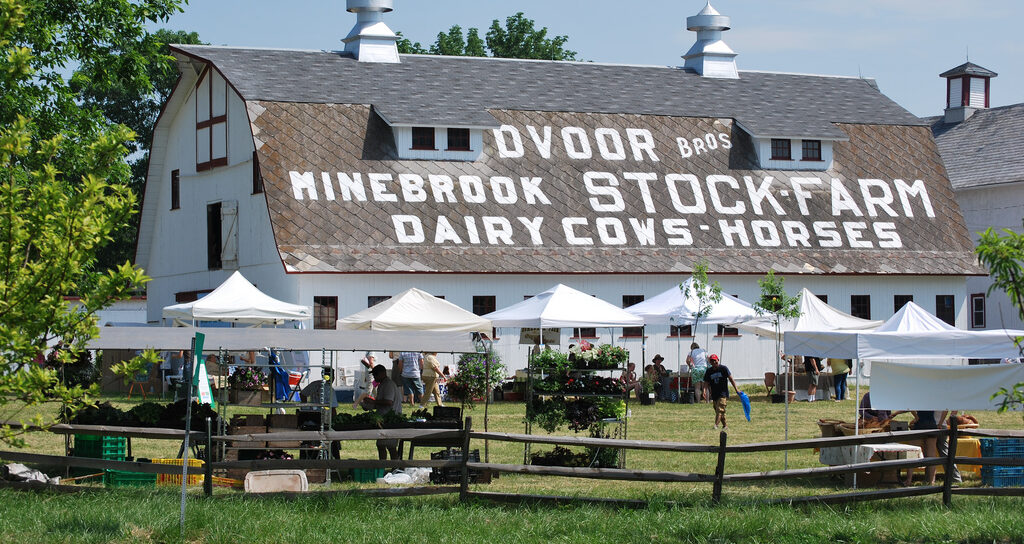 A Tech-free ‘forest school’ at Dvoor Farm in Flemington - Raritan ...